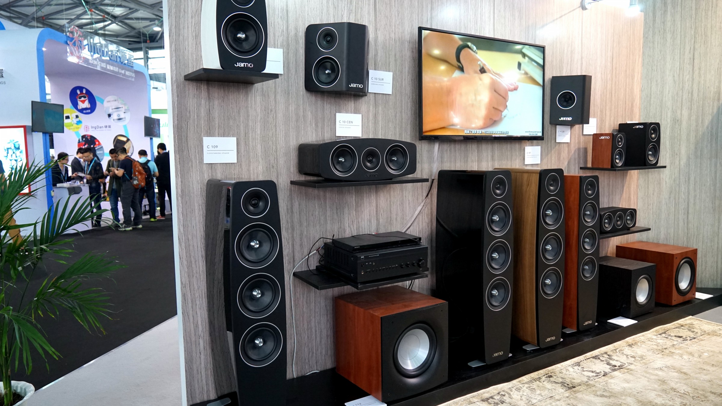 精彩新品如约而至，Jamo & Klipsch亮相2016 CES Asia | FIPLAY
